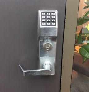 Access Control & Keyless Entry for Commercial Properties - Locksmith ...